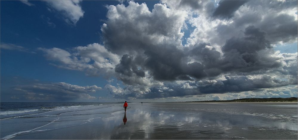 Strandgang zum Ostende . . . Foto & Bild | september, world, wolken ...