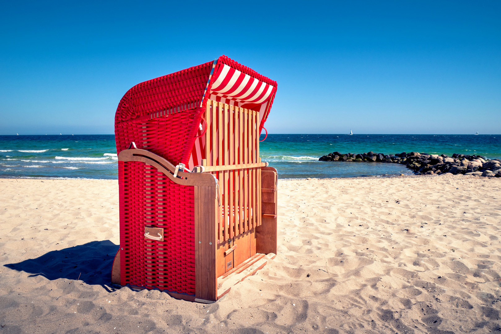 Strandkorb Foto & Bild | deutschland, europe, stillleben Bilder auf ...