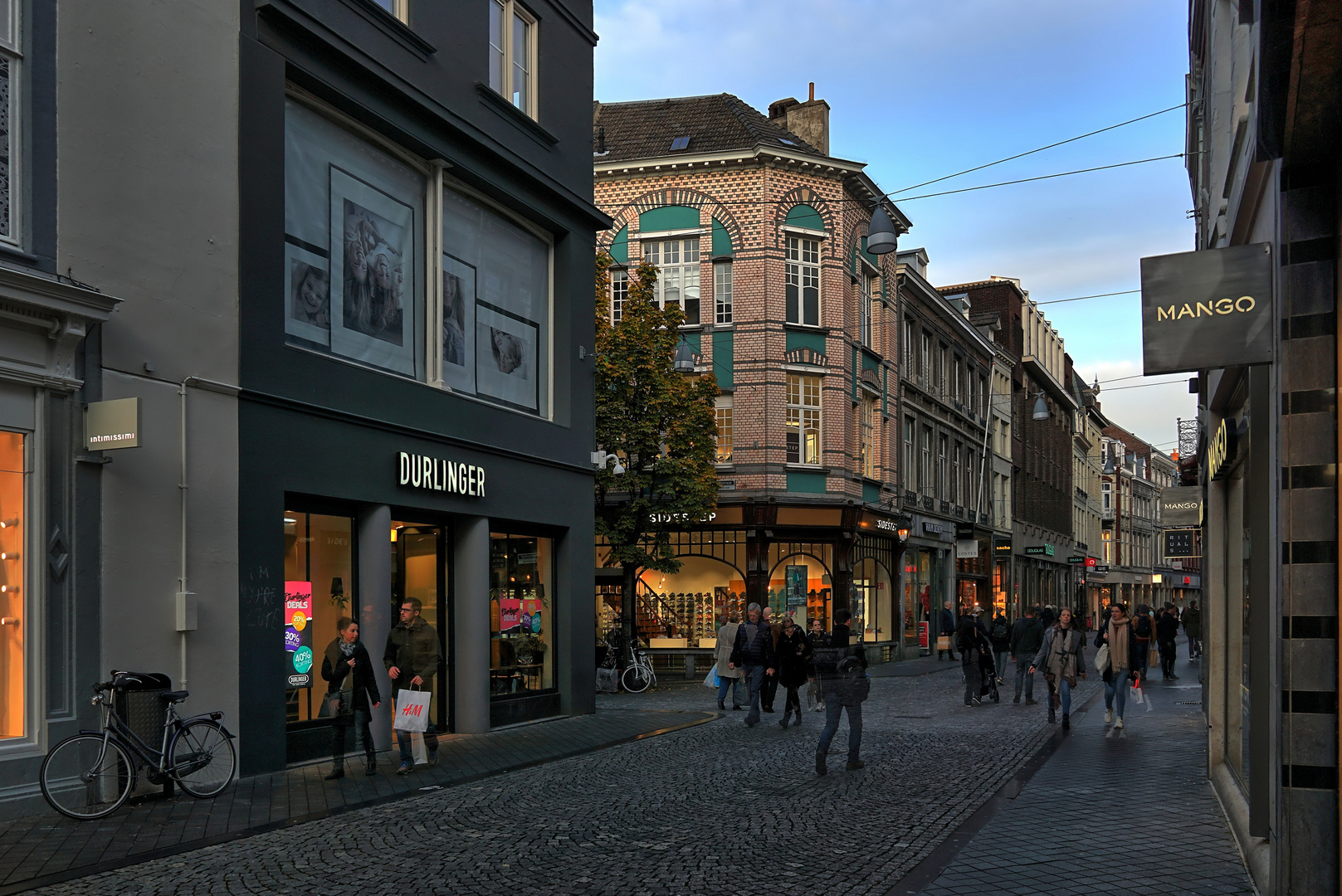 Strassen in Maastricht Foto & Bild | world, kunst, architektur Bilder ...