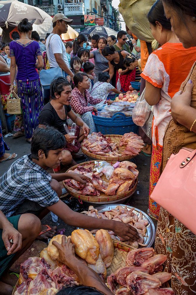 Straßenmarkt ... Foto & Bild | asia, myanmar, streetfotografie mit menschen Bilder auf fotocommunity