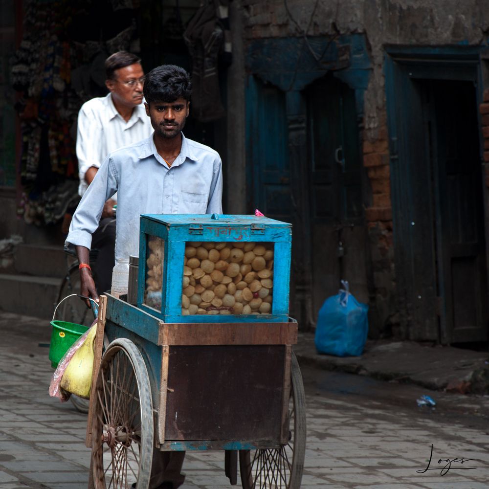 Straßenscene in Bhaktapur, Nepal Foto & Bild | asia, nepal, streetfotografie mit menschen Bilder ...
