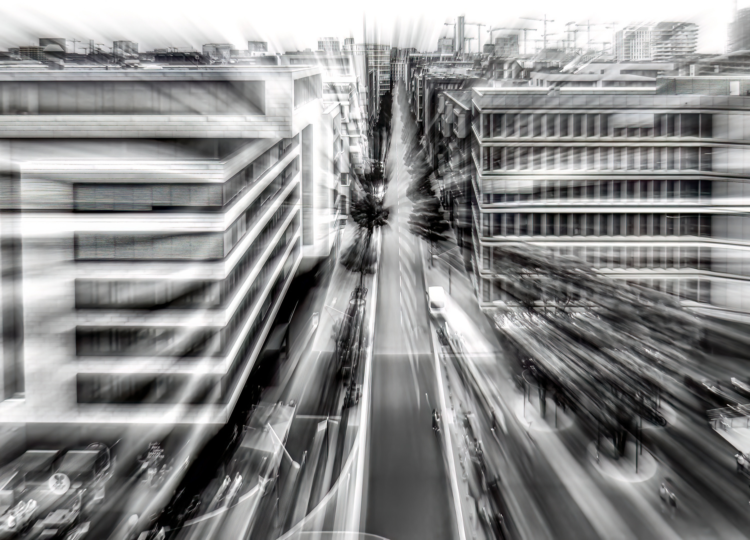 Straßenschlucht Foto & Bild | architektur, streetfotografie mit menschen, projekte Bilder auf ...