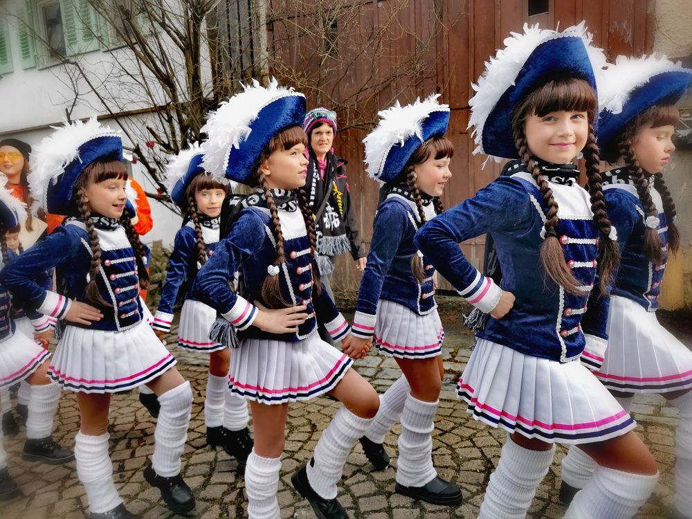 street Fasching Garde blau p30-529-col +Fotos Foto & Bild | fasching ...