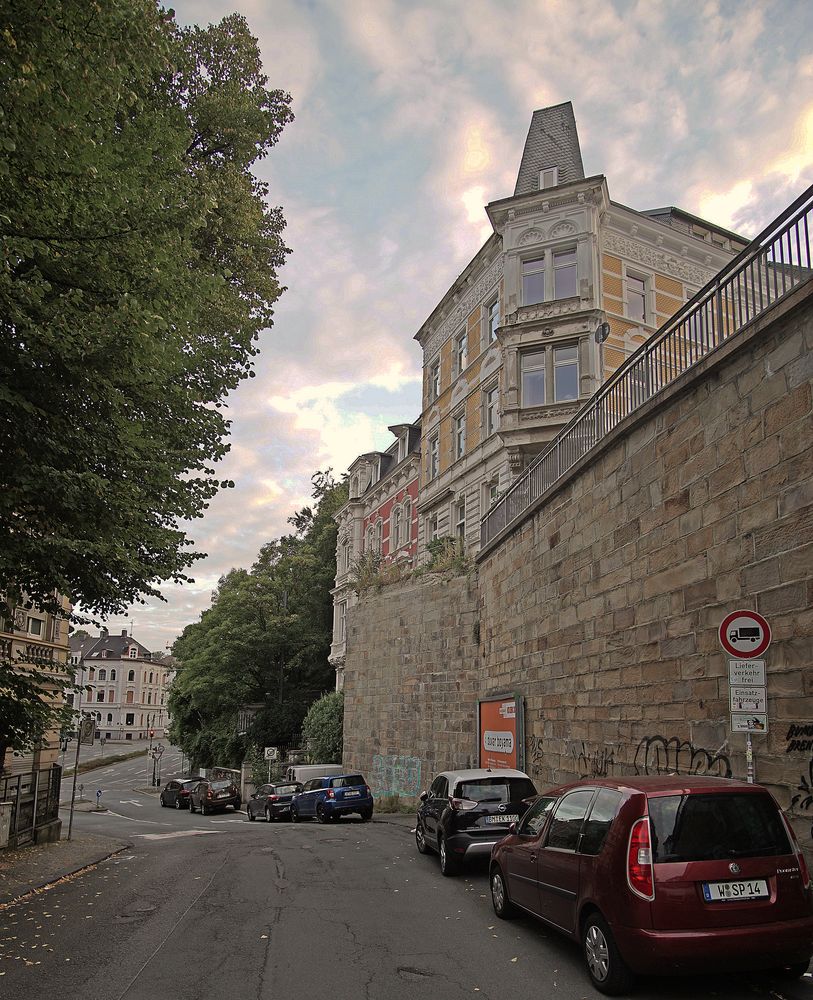 Street - Hoch oben...... Foto & Bild | street, world, menschen Bilder auf fotocommunity