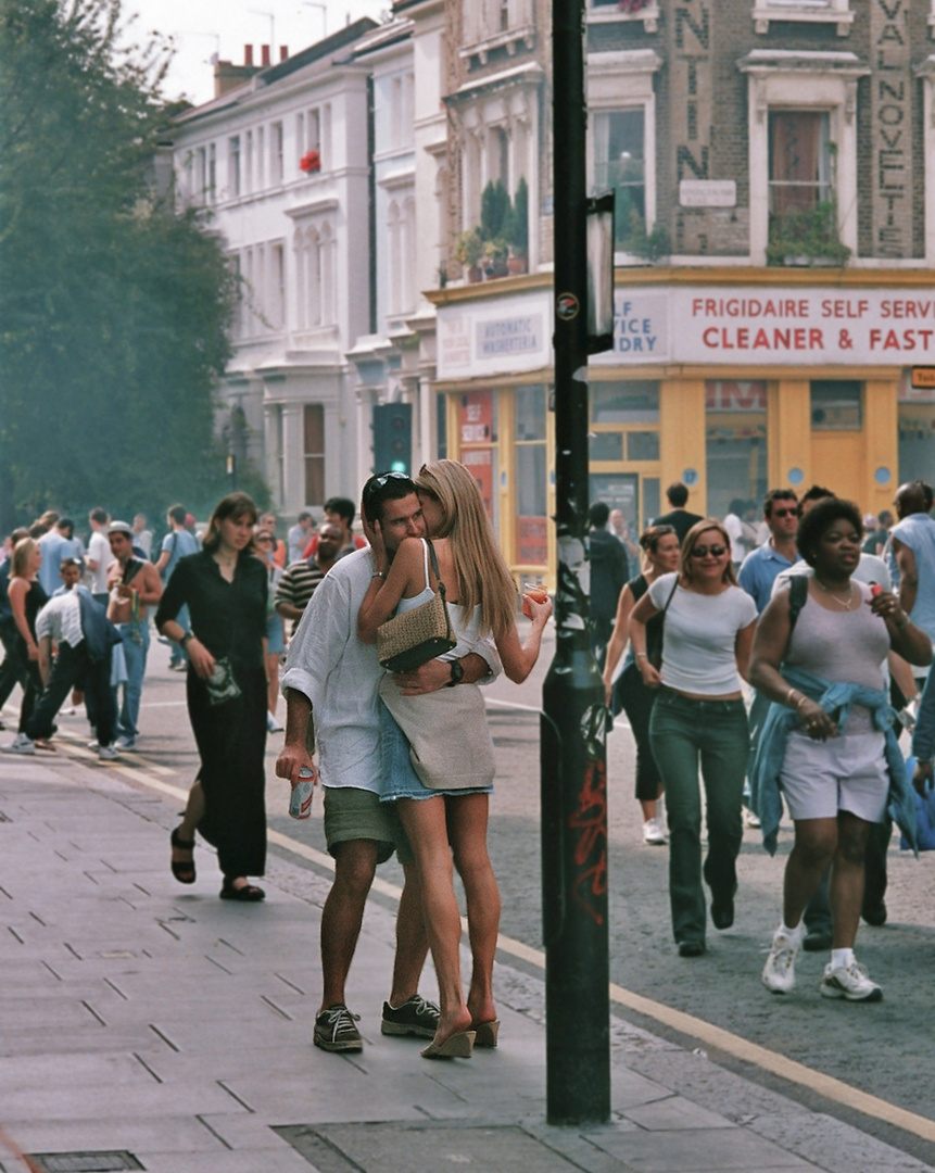 Street love Foto & Bild | erwachsene menschen, streetfotografie mit menschen, paare Bilder auf ...