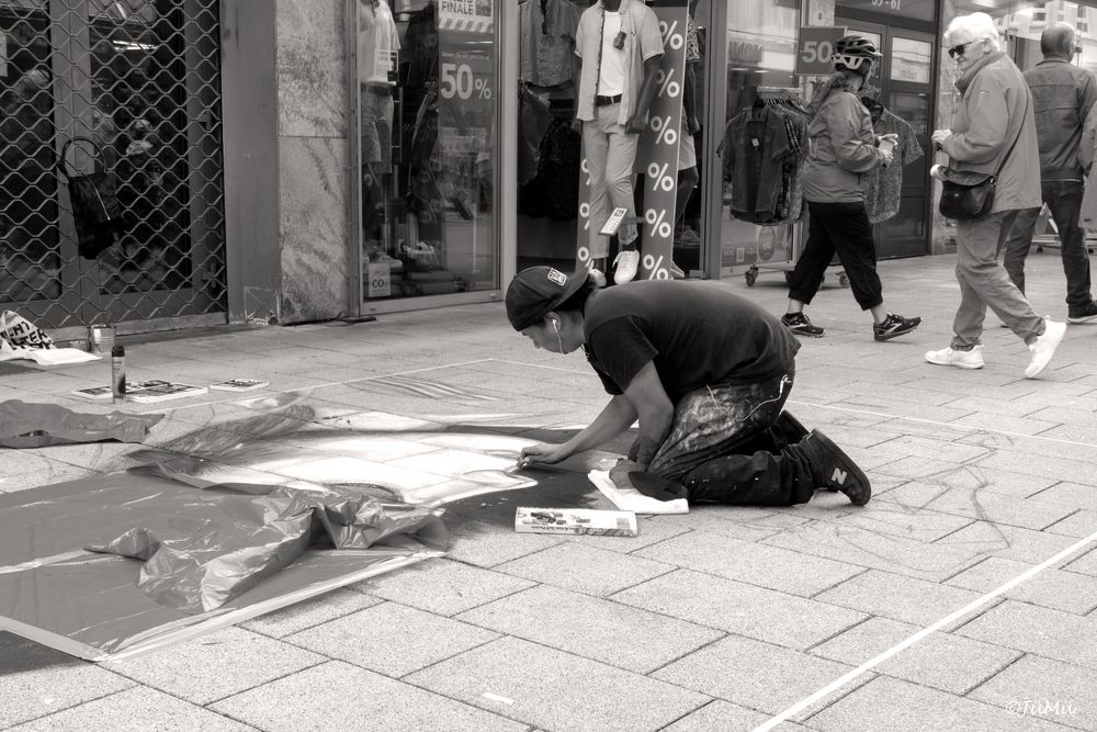 Streetart_2 Foto & Bild | erwachsene menschen, streetfotografie mit menschen, street: spontane ...