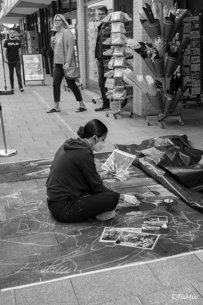 Streetart_4 Foto & Bild | erwachsene menschen, streetfotografie mit menschen, street: spontane ...