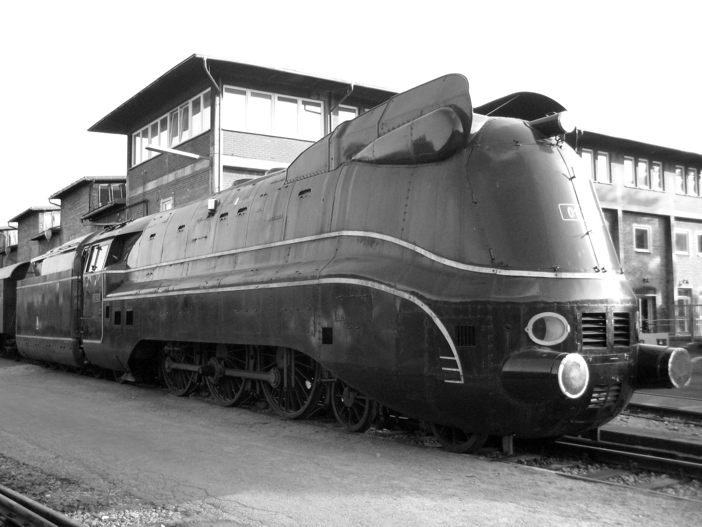 Stromlinienlok Foto & Bild | dampf-, diesel- und e-loks, eisenbahn, verkehr & fahrzeuge Bilder ...