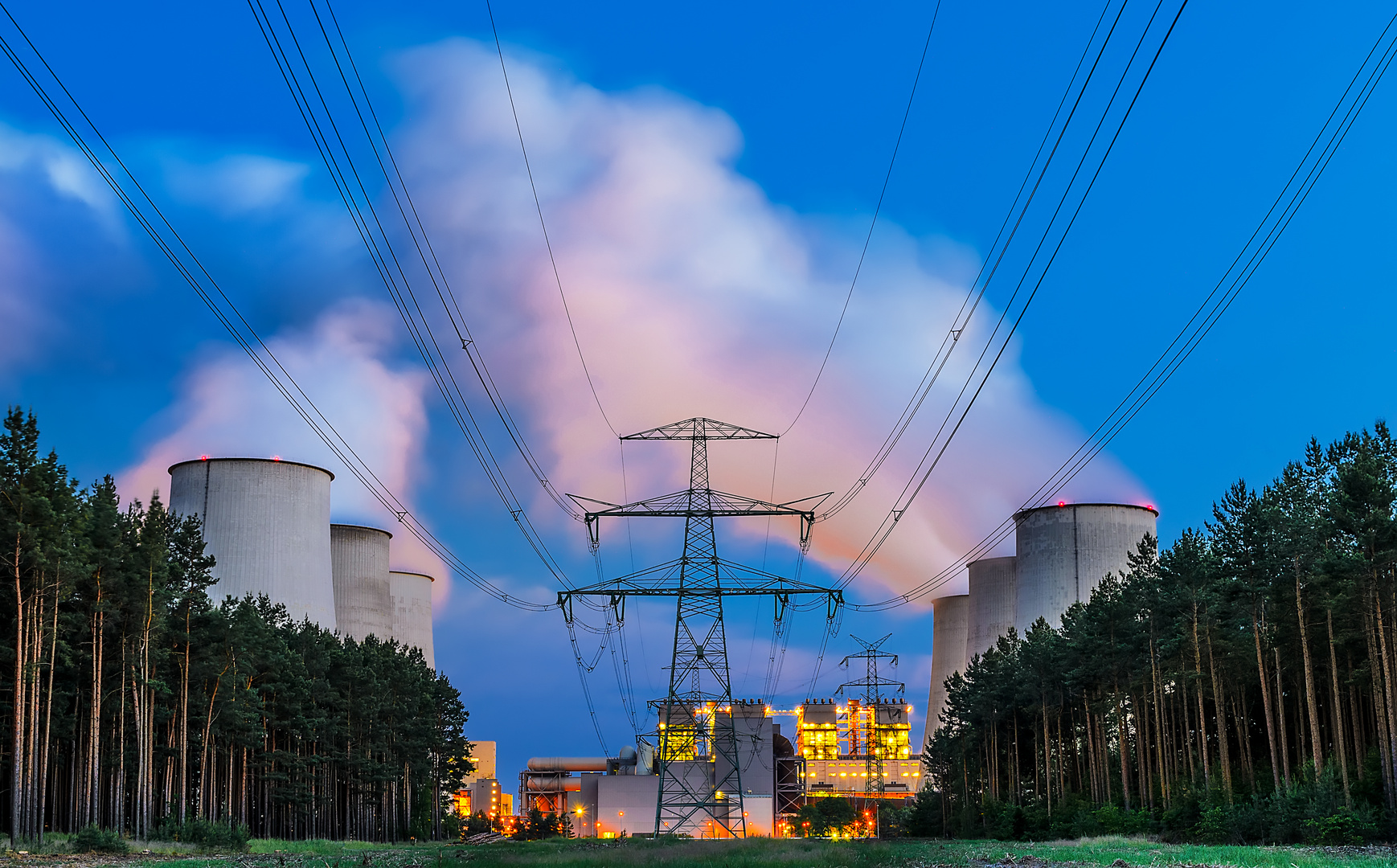 Stromtrasse Kraftwerk Jänschwalde Foto & Bild | landschaft ...