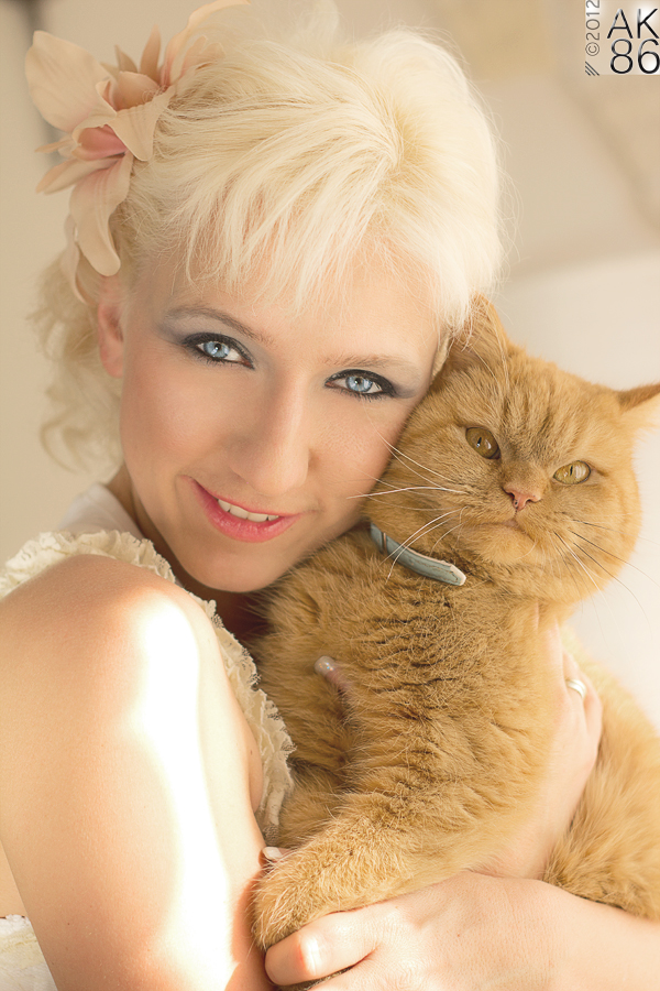 stubentigerportrait Foto & Bild | portrait, portrait frauen, indoor ...