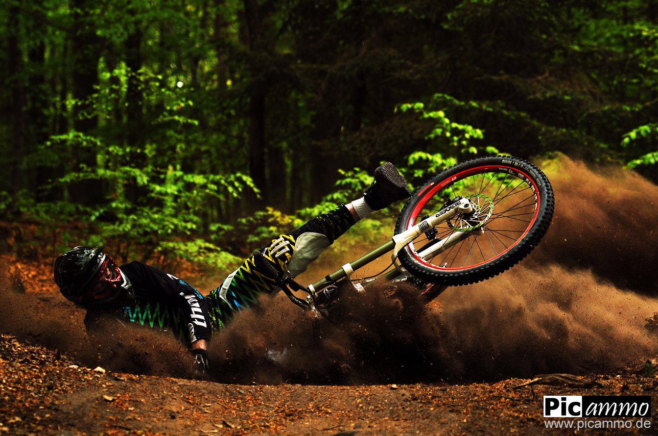 Sturz in Beerfelden Foto & Bild | sport, radsportarten, extreme biking ...