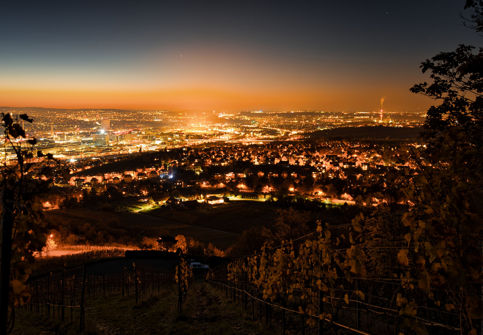 Stuttgart by night Foto & Bild | architektur, stadtlandschaft ...