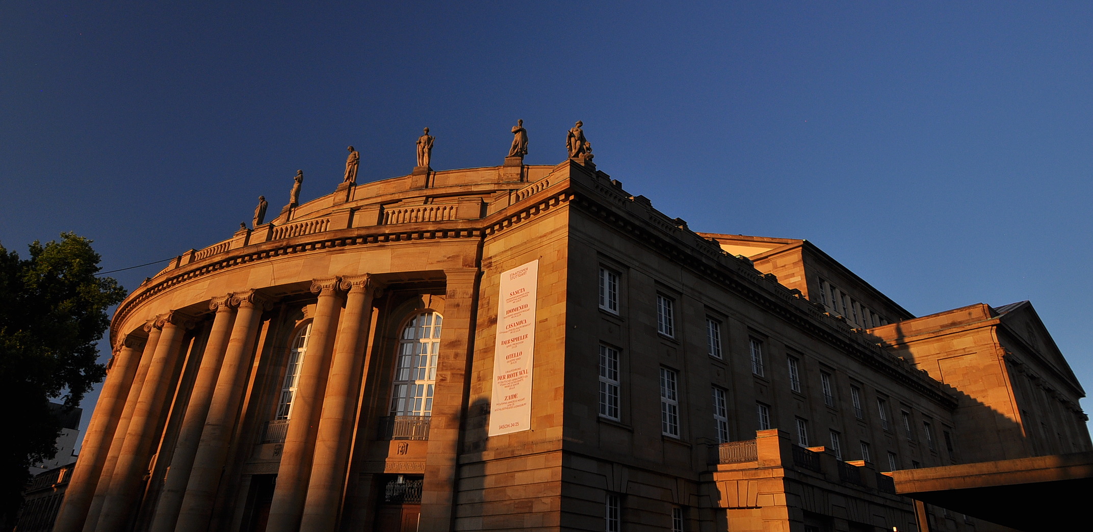 Stuttgart, Oper Foto & Bild | architektur, fotos, city Bilder auf ...