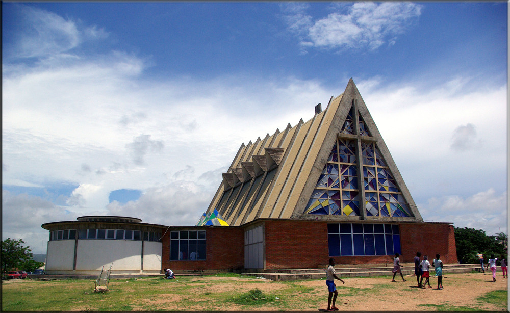 SUMBE- ANGOLA Imagen & Foto | africa, on the road, world Fotos de ...