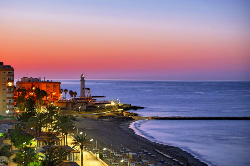 Sun goes down in Torrox-Costa Foto & Bild | art, beach, spain Bilder ...