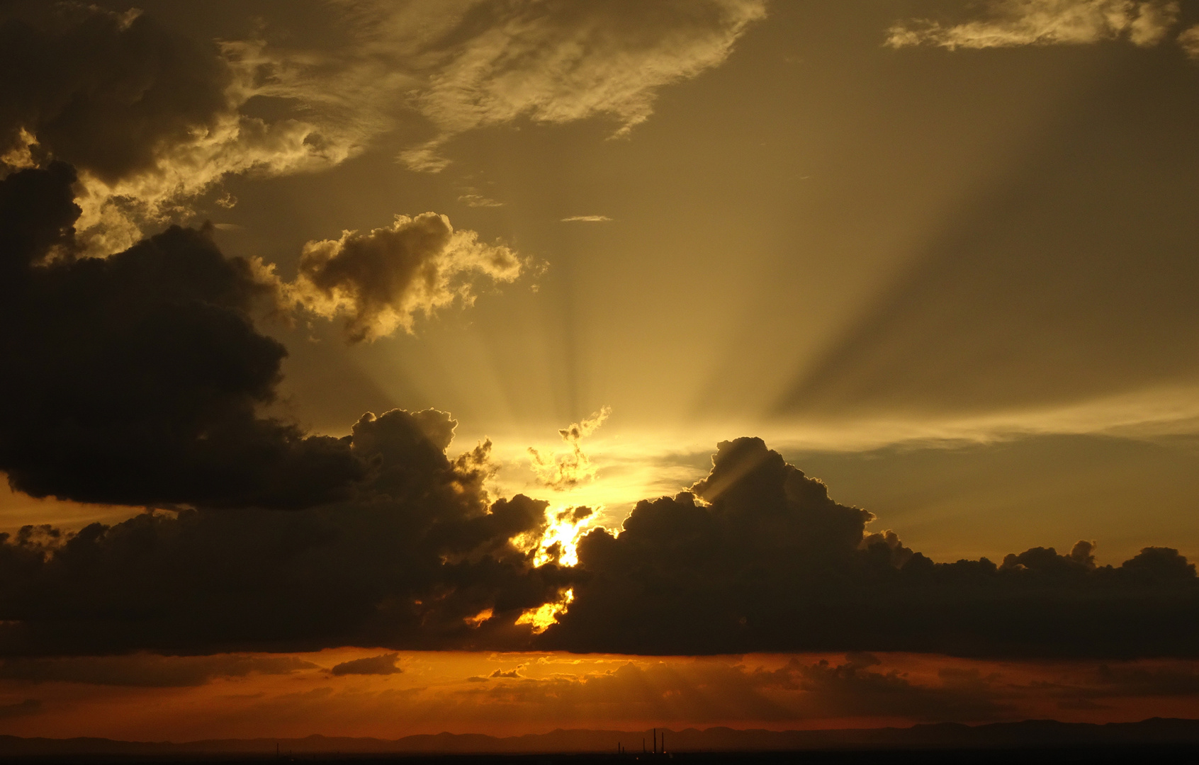 Sunset Foto & Bild | landschaft, sonnenuntergänge, himmel Bilder auf ...