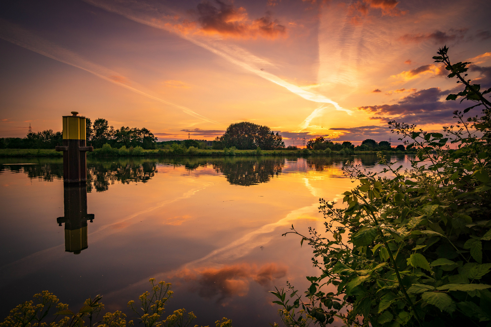 Sunset am Main bei Aschaffenburg Foto & Bild | landschaft ...