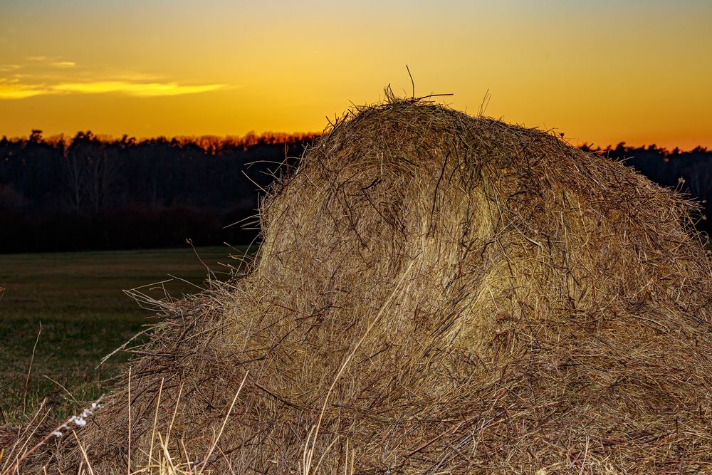Sunset Heu Foto & Bild | landschaft, natur-kreativ, sonnenuntergang ...