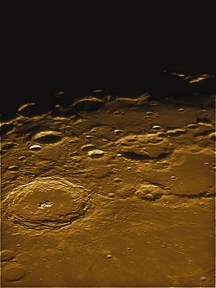 Sunset on the moon Foto & Bild | licht, himmel, natur Bilder auf ...