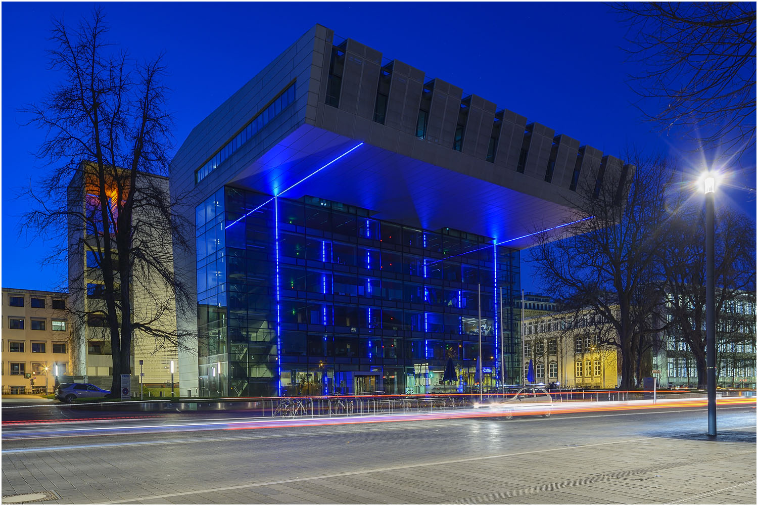 Super C... Foto & Bild | architektur, architektur bei nacht ...