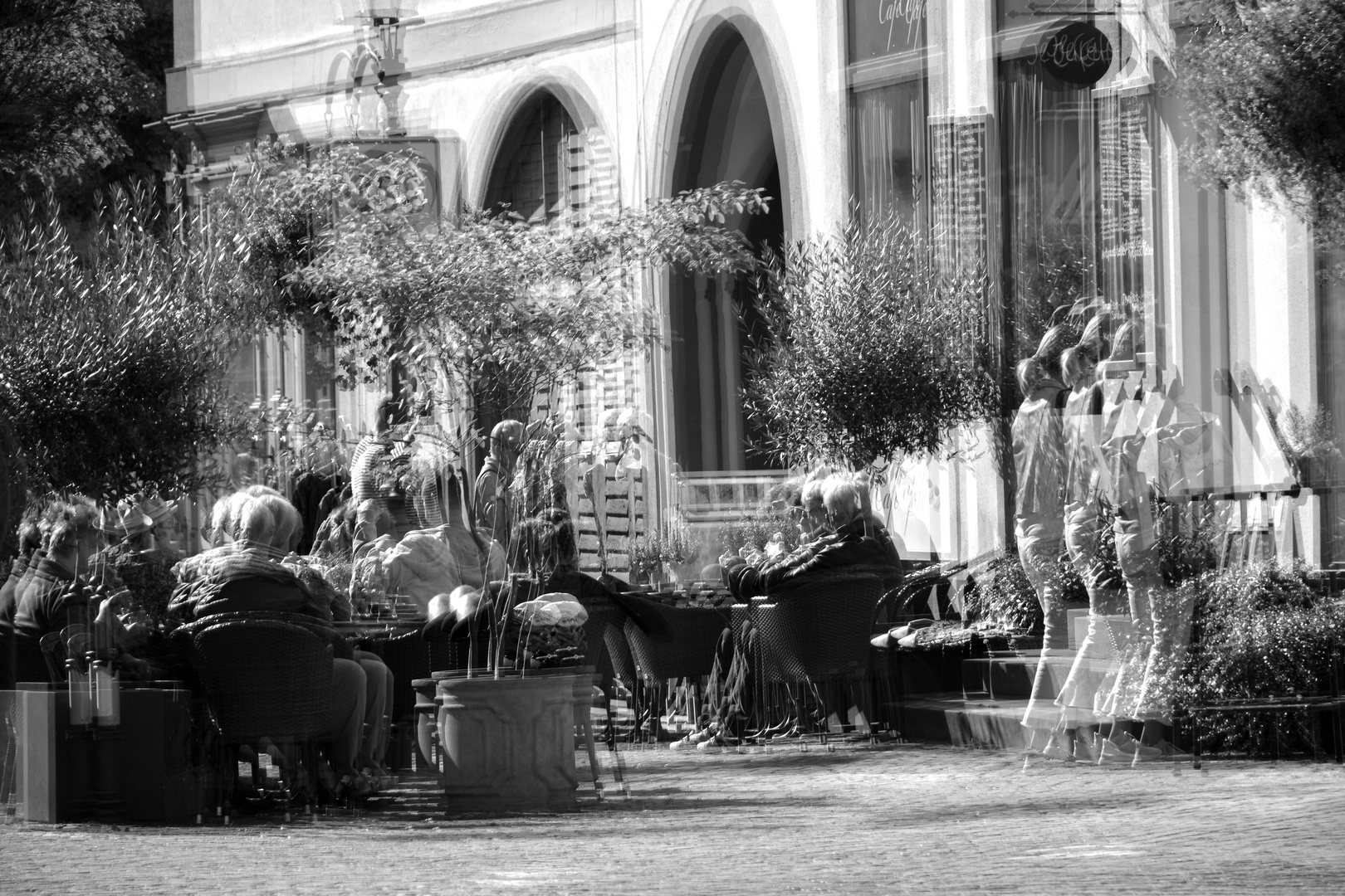 Surreale Fotokunst D71 8197 Foto & Bild | streetfotografie mit menschen, techniken, fotokunst ...