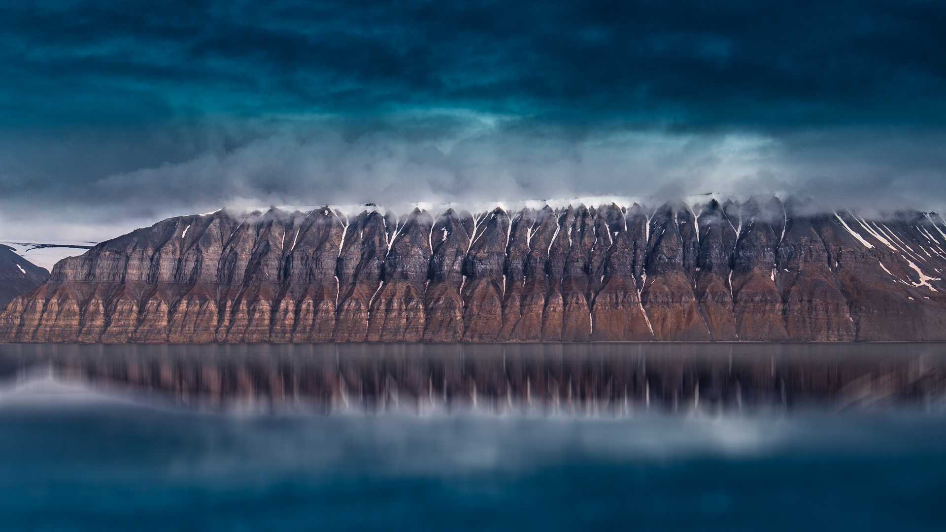 Svalbard Coast Foto & Bild | landschaft, berge, wasser Bilder auf ...