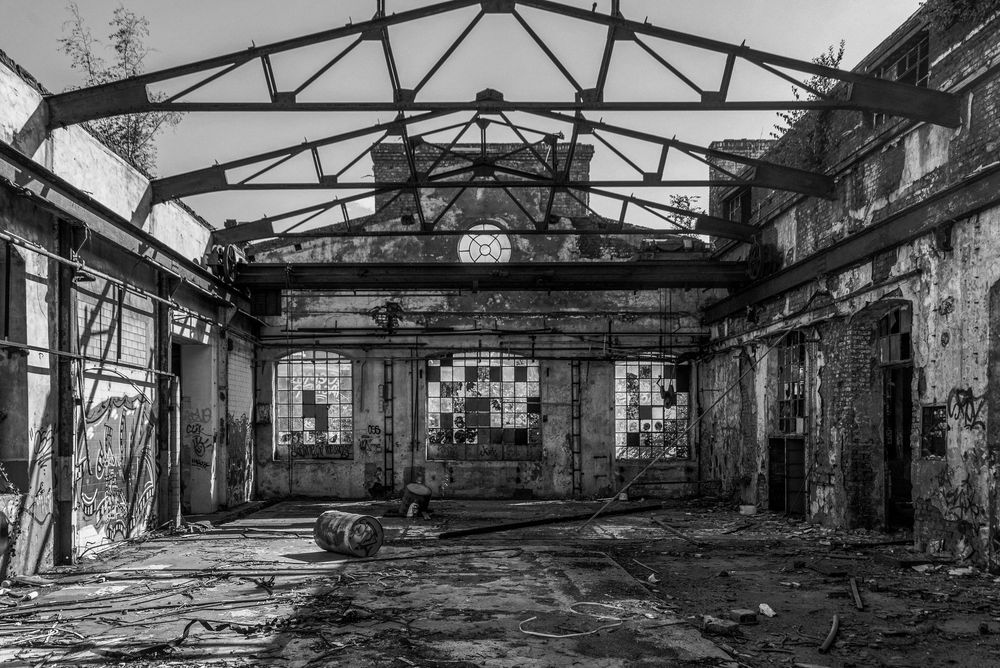 sw - ein lost place in Luxembourg Foto & Bild | projekte, 5 ...
