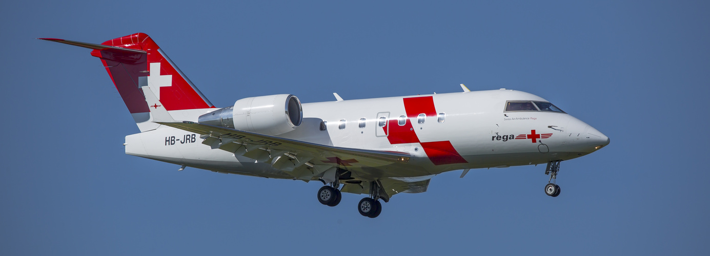 Swiss Air-Ambulance "REGA" Foto & Bild | air, fliegen, rettung Bilder ...