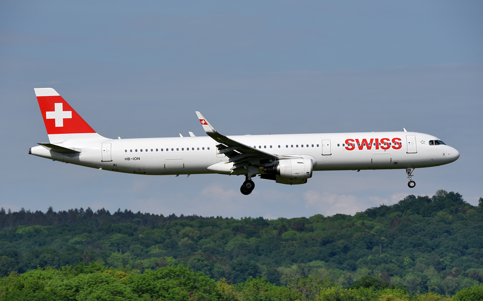 Swiss Airbus A321-212 HB-ION Foto & Bild | luftfahrt ...