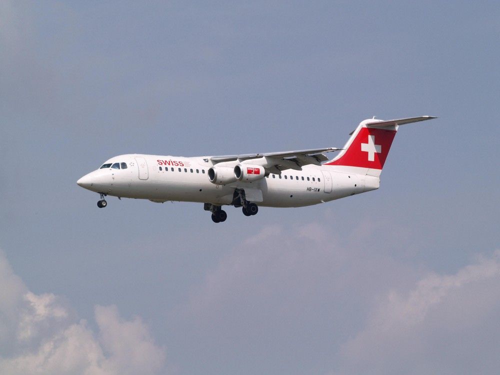 Swiss Avro RJ 100 Foto & Bild | luftfahrt, passagiermaschinen, verkehr ...