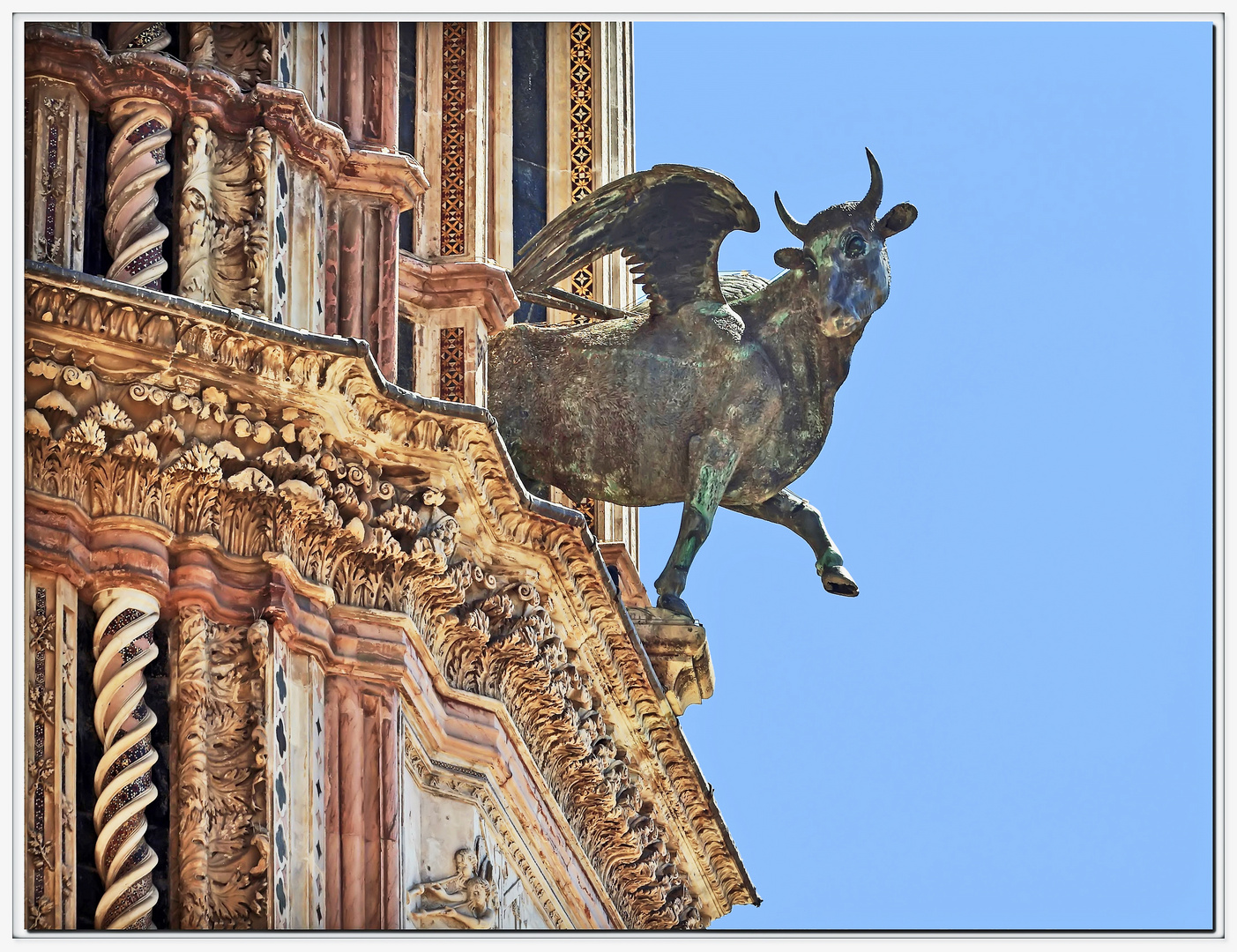 symbole de luc èvangeliste....14è siècle Foto % Immagini| photos art et ...