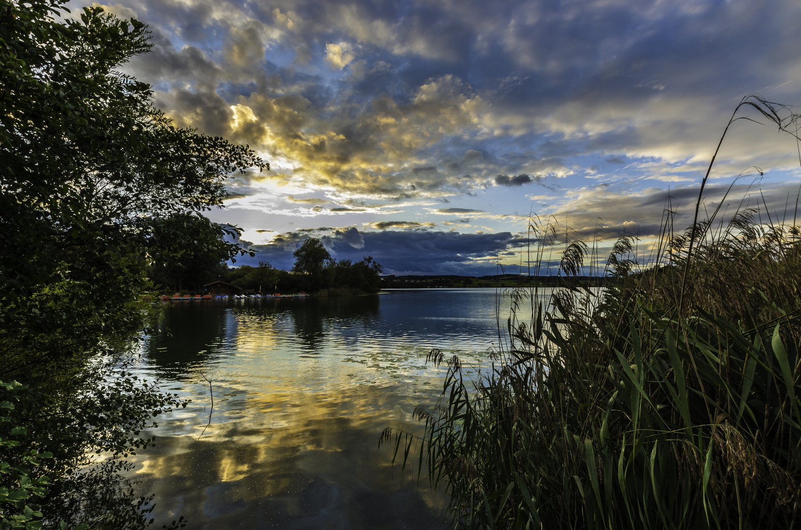 Tachinger See Foto & Bild | landschaft, bach, fluss & see, wolken ...