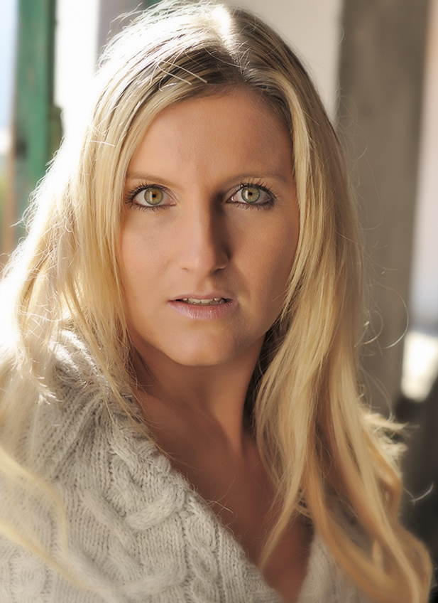 Tanja 8 Foto & Bild | portrait, portrait frauen, indoor Bilder auf ...