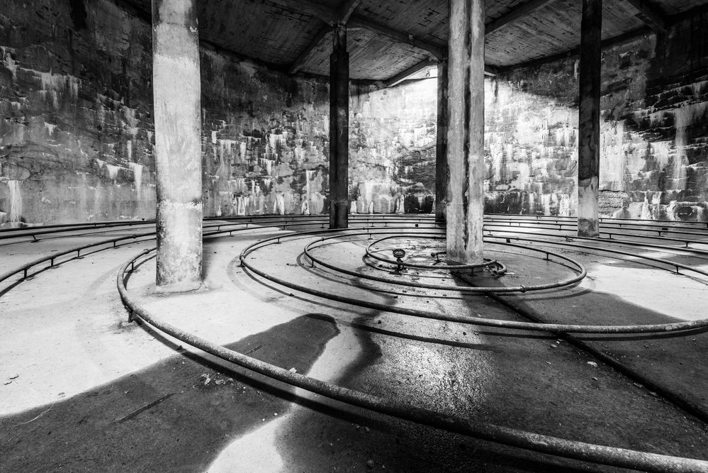 Tank Foto & Bild | world, fabrik, iceland Bilder auf fotocommunity