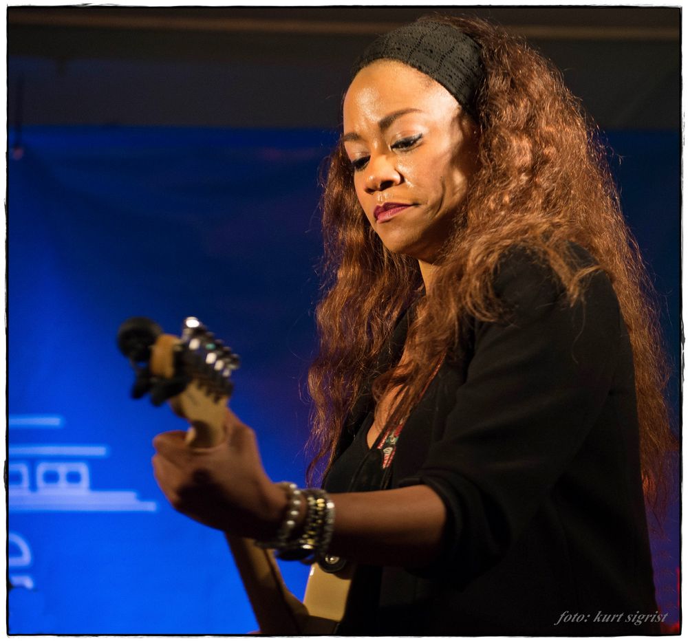 Tasha Taylor...vocal & git.....Blues im Blut Foto & Bild | szene, jazz ...