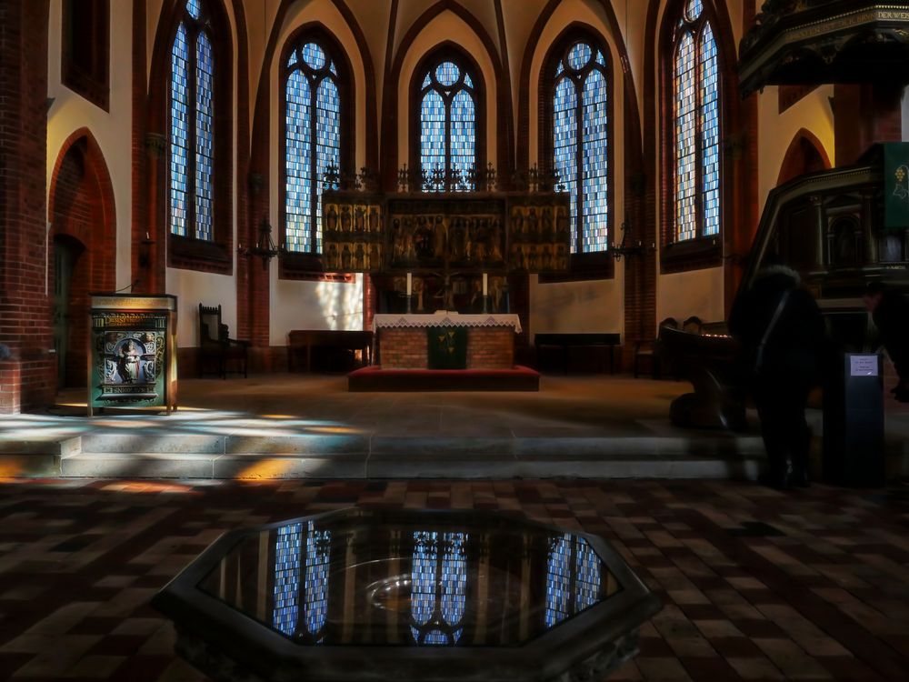 Taufbecken... Foto & Bild | architektur, sakralbauten, projekte Bilder ...