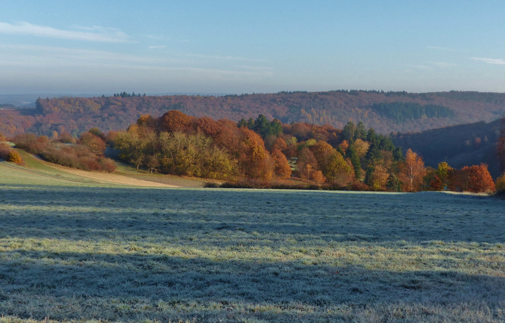 Taunuslandschaft_01 Foto & Bild | landschaft, berge, taunus Bilder auf ...