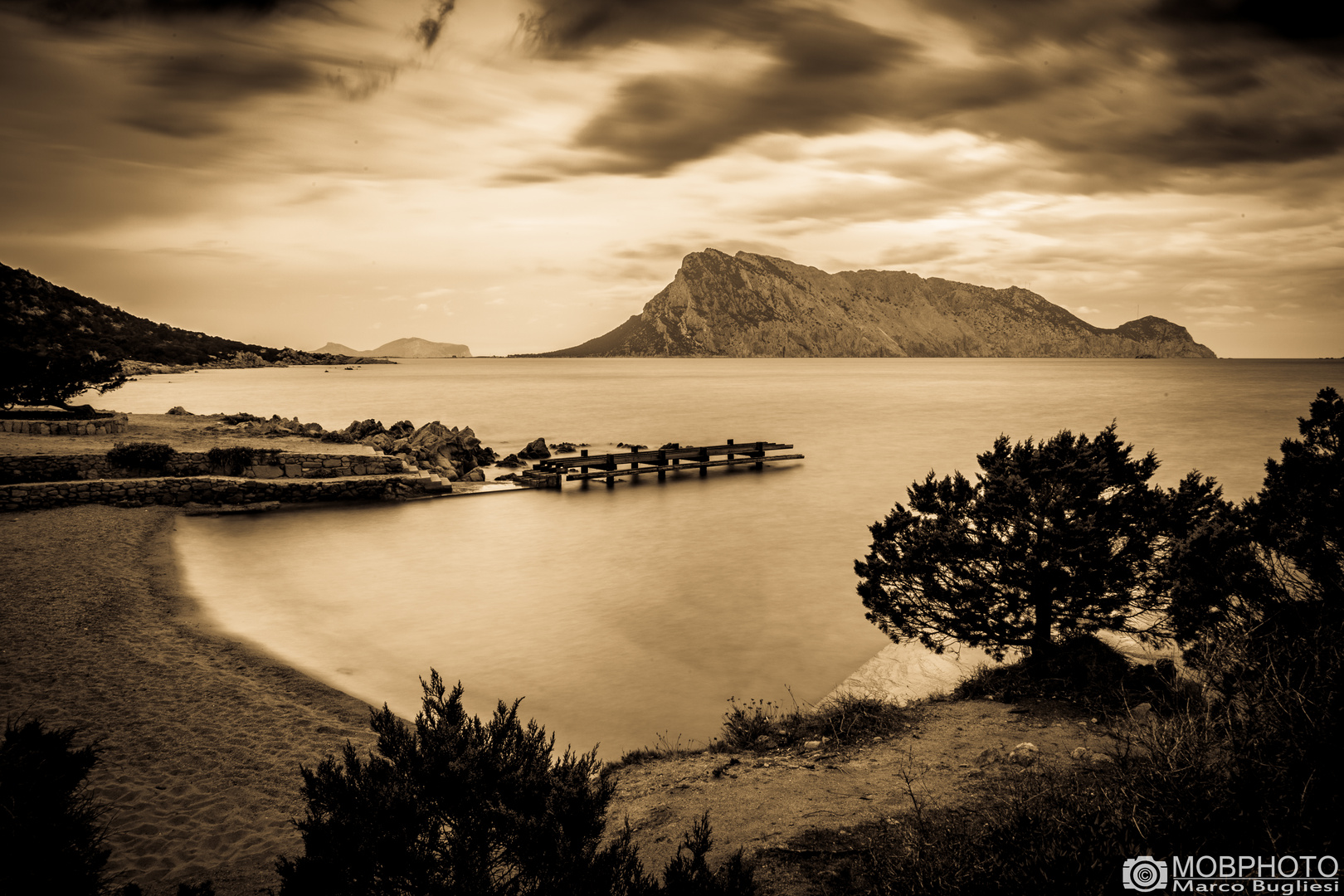 Tavolara da Punta Molara Foto % Immagini| beach, italy, sea Foto su ...