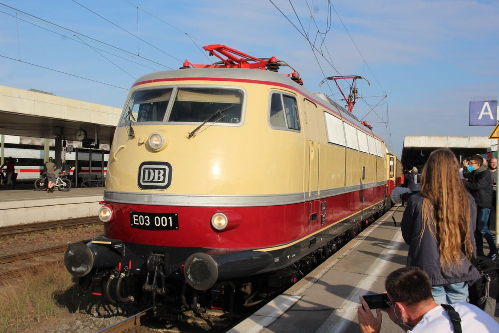 TEE Lok E03 001 Foto & Bild | deutschland, eisenbahn, verkehr Bilder ...