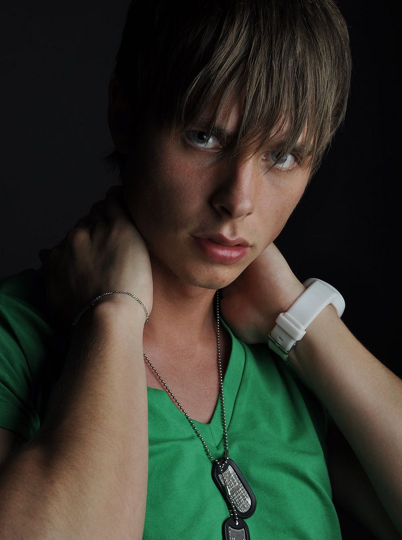 TeeJott-Model Robin H. by TeeJott 2011 www.teejottmodels.wordpress.com ...