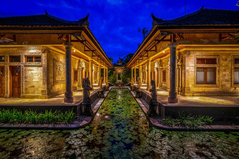 temple of fortune Foto & Bild | night, water, world Bilder auf ...