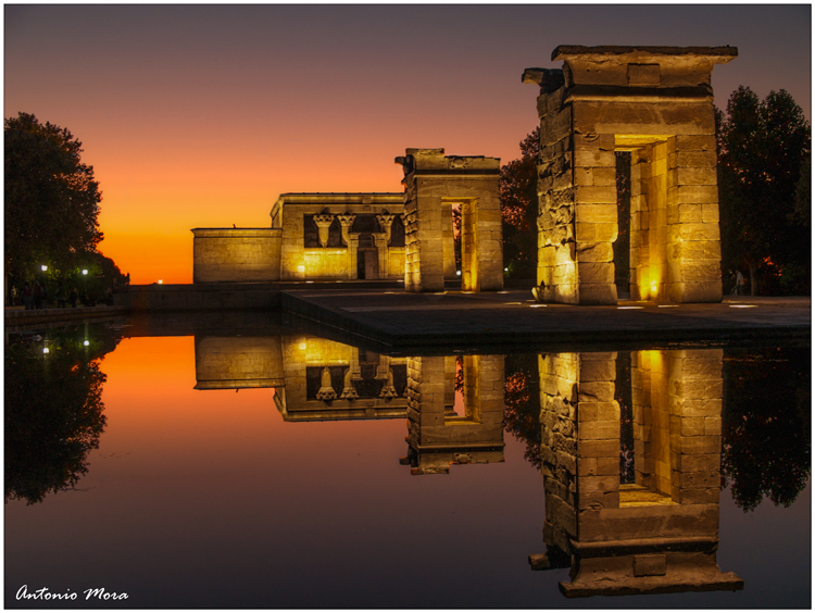 Templo de Debod Imagen & Foto | paisajes, atardeceres y amaneceres ...