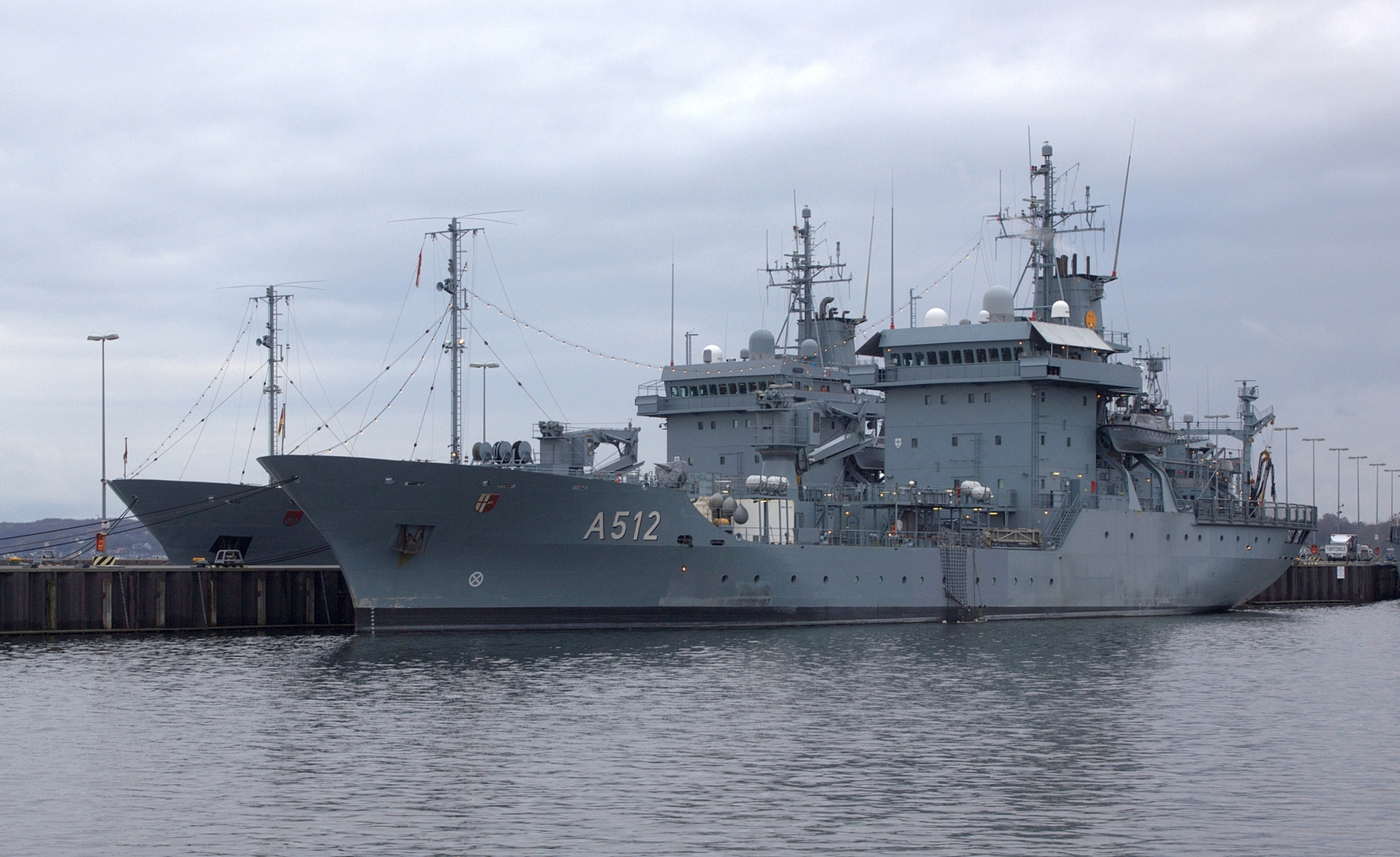 Tender der Elbe-Klasse Foto & Bild | world, deutschland, motive Bilder ...