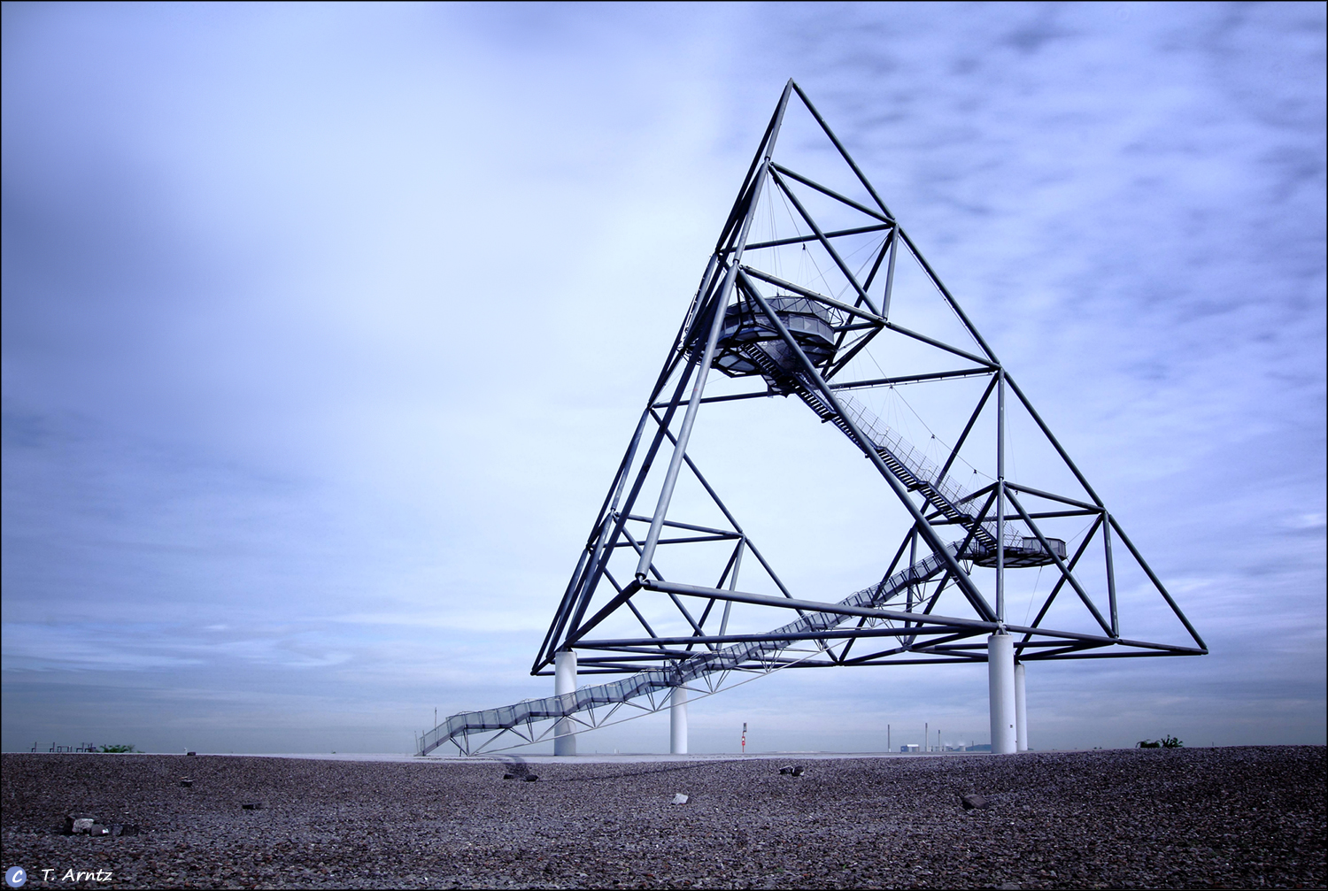 Tetraeder Foto & Bild | pyramide, architektur, bottrop Bilder auf ...