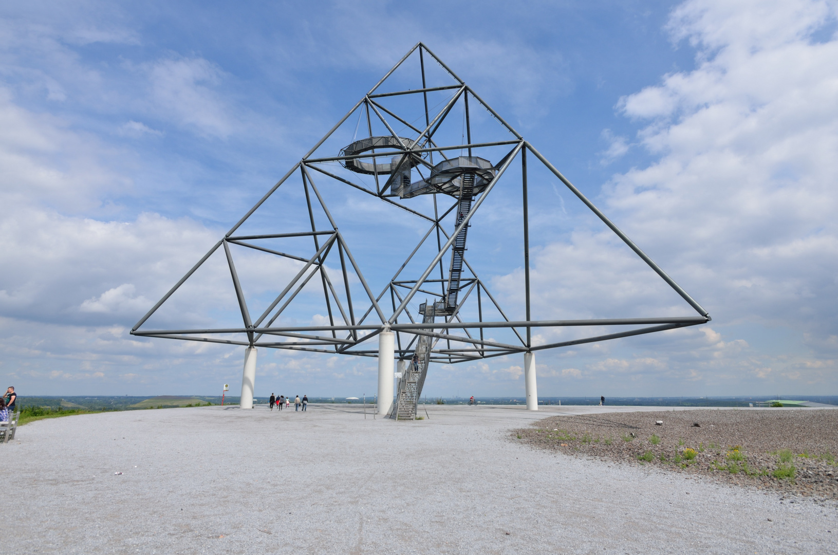 Tetraeder Foto & Bild | architektur, stahlbau, fotos Bilder auf ...