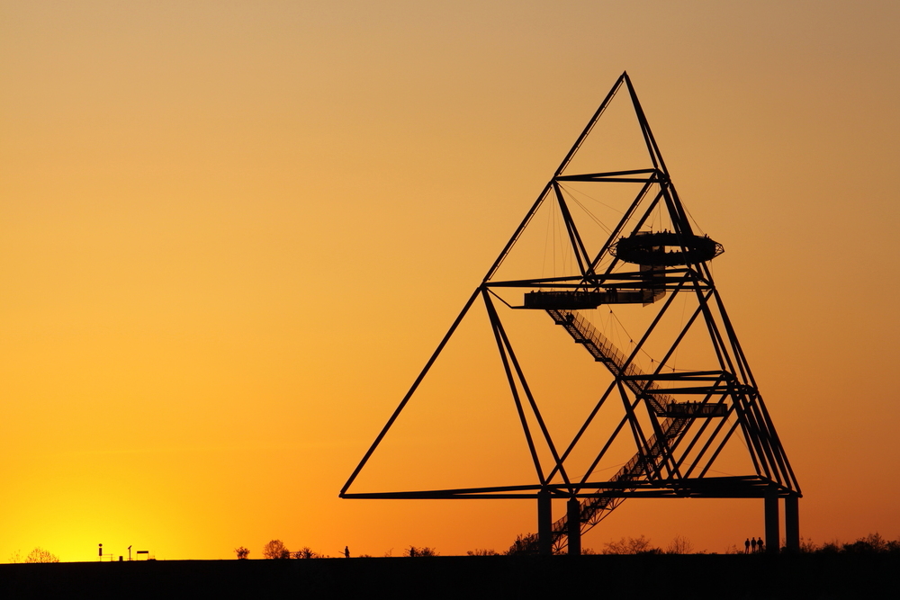 Tetraeder Foto & Bild | architektur, deutschland, europe Bilder auf ...