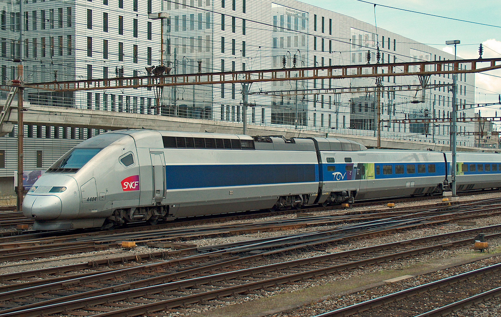 TGV POS 4404 bei Einfahrt in Basel SBB Foto & Bild | züge ...