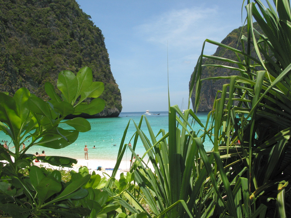 Thailands schönster Strand "Maya Beach" Foto & Bild | landschaft, meer ...