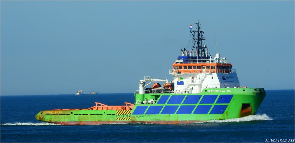 The FAIRMOUNT ALPINE inbound Rotterdam. Foto & Bild | dokumentation ...