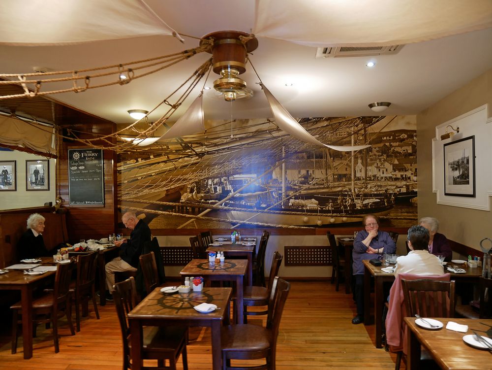 THE FERRY INN Foto & Bild | europe, united kingdom & ireland, scotland ...